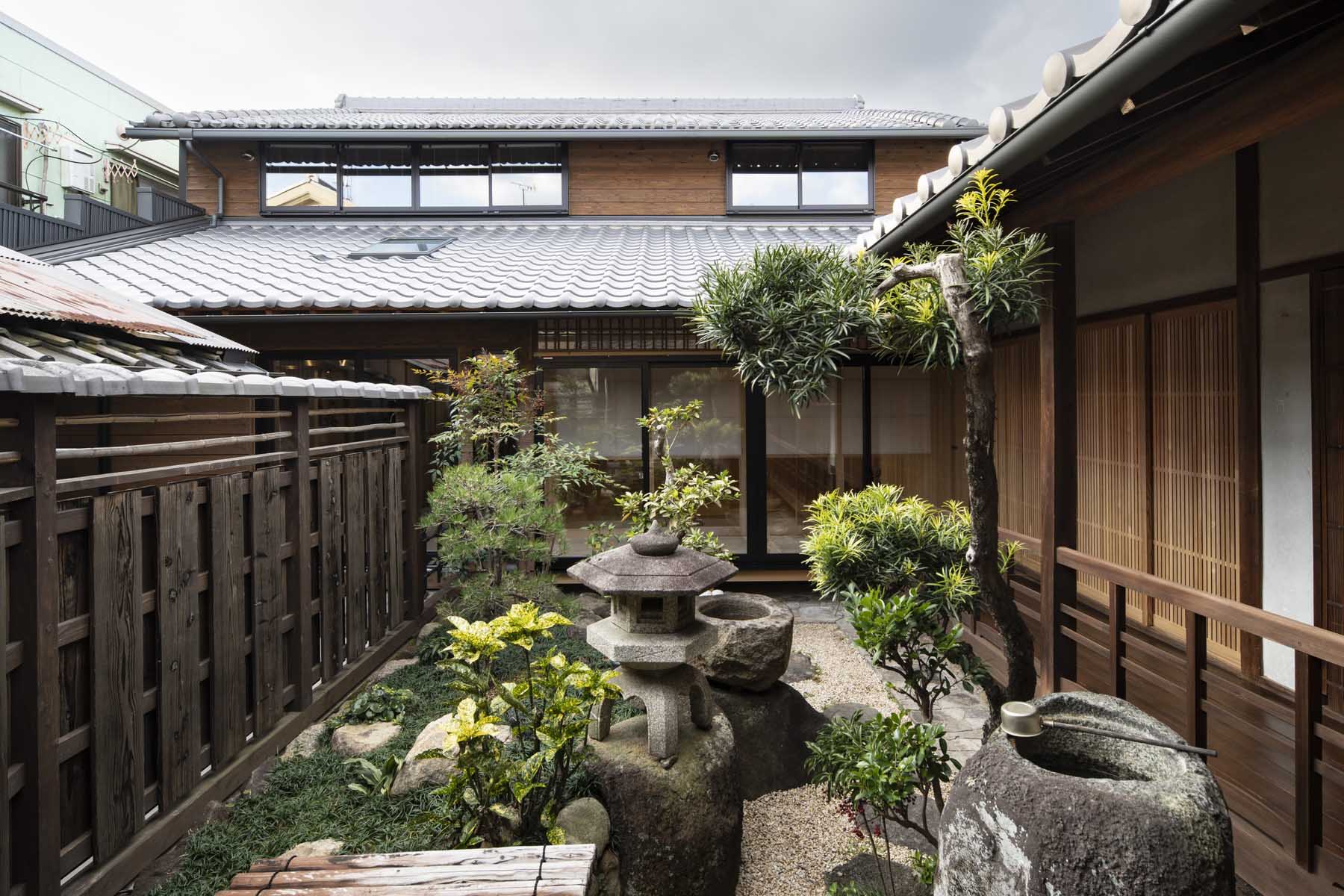 Japanese Architecture: Tradition, Transformation, and Modernity ...