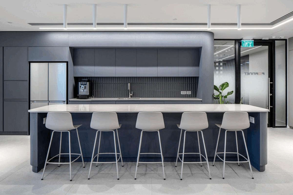 Office Design: Human-, Hospitality-Inspired and High-Tech - ArchiExpo e ...