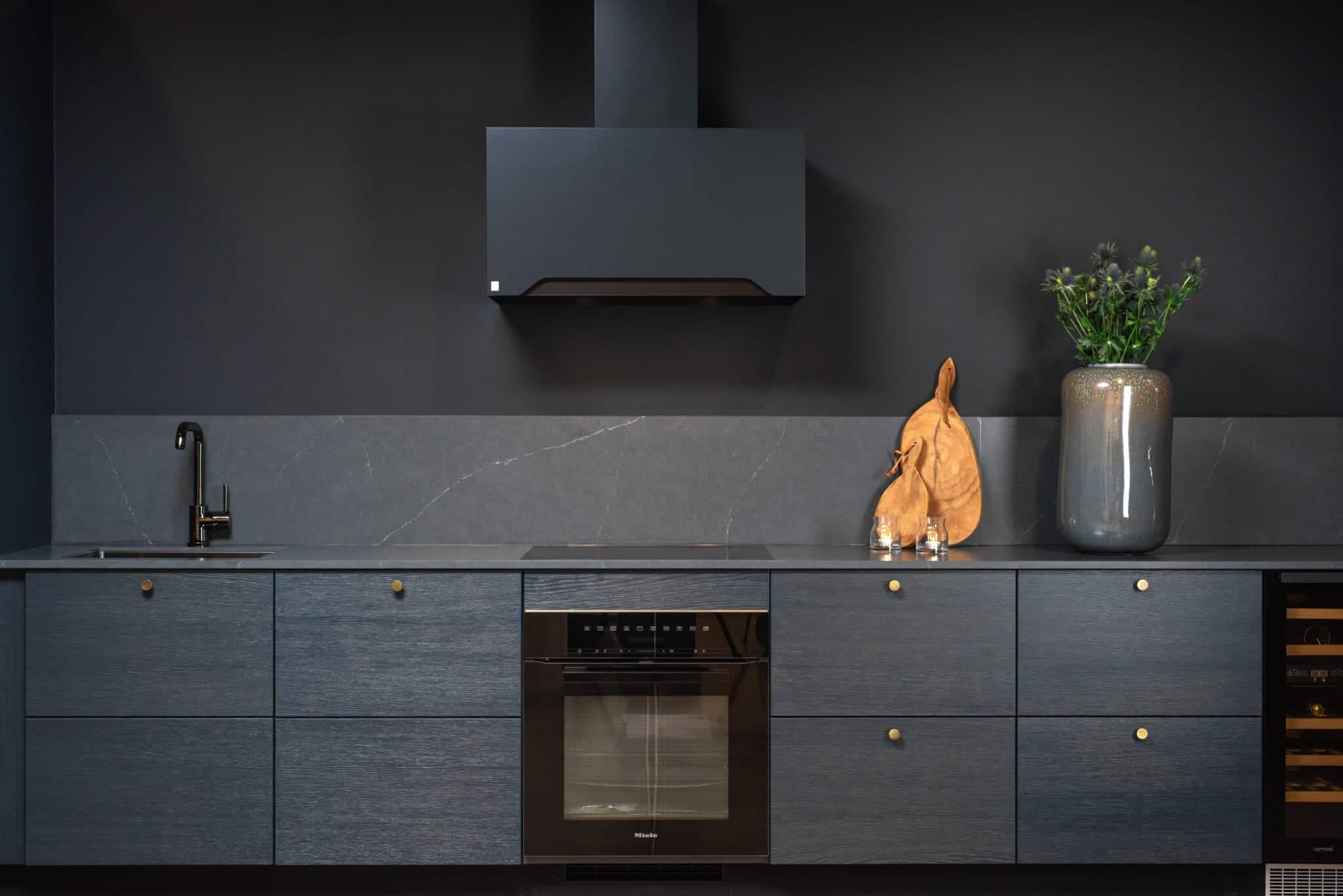 Top Four Brands for Cooker Hoods in 2022 - ArchiExpo e-Magazine