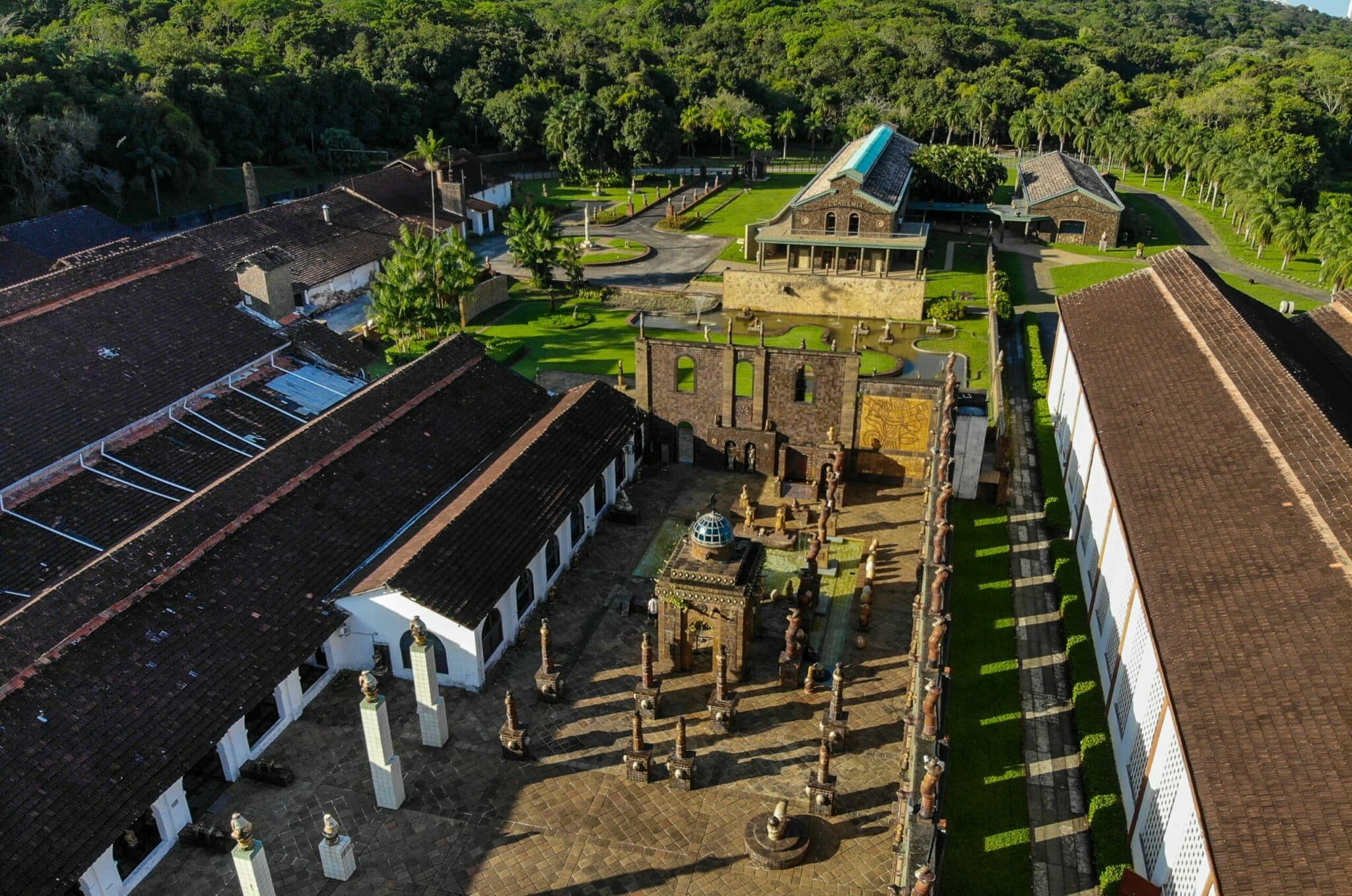 The Pottery of Oficina Francisco Brennand - ArchiExpo e-Magazine