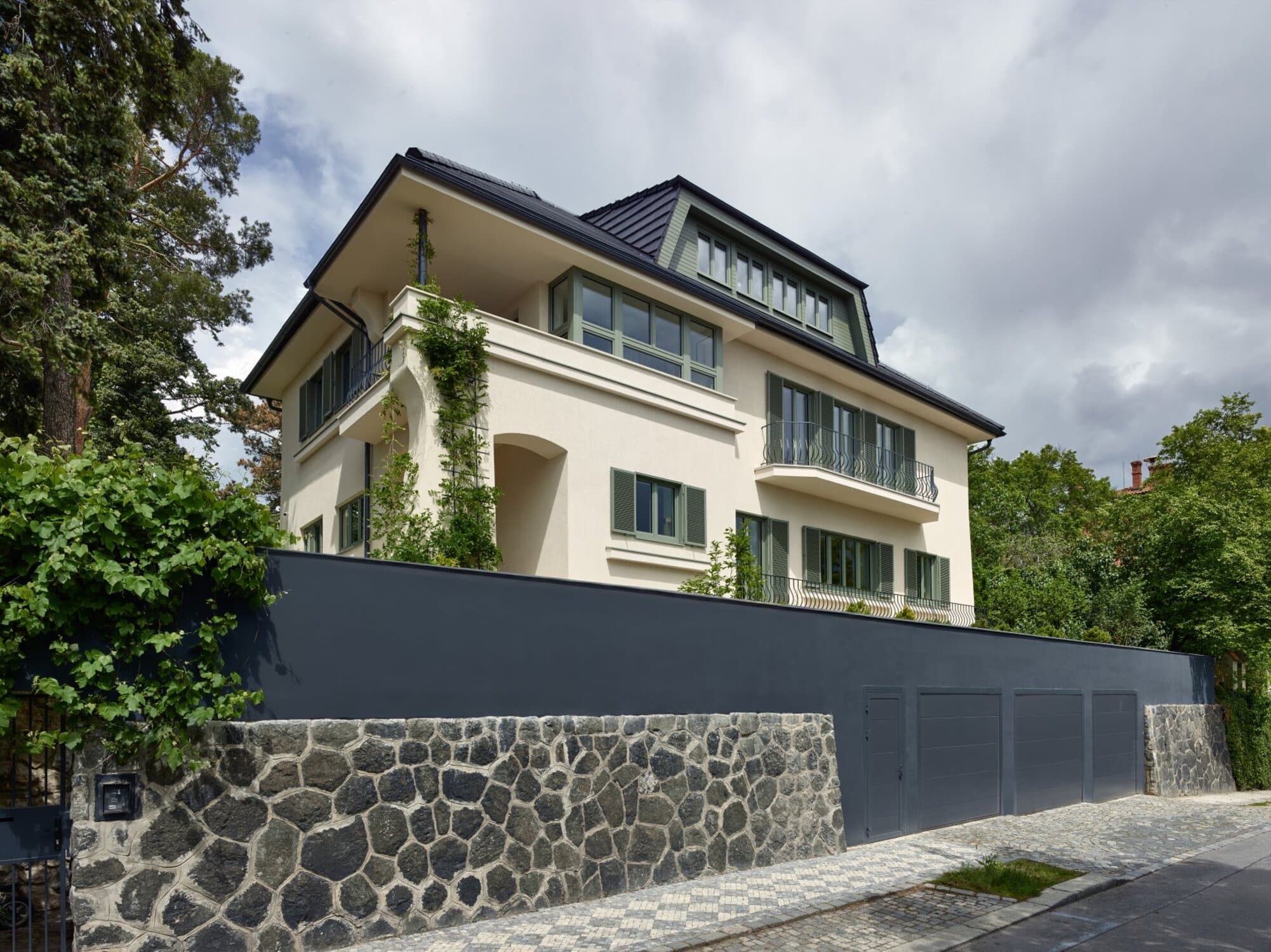 Czech Architecture from Gothic to Modernism - ArchiExpo e-Magazine